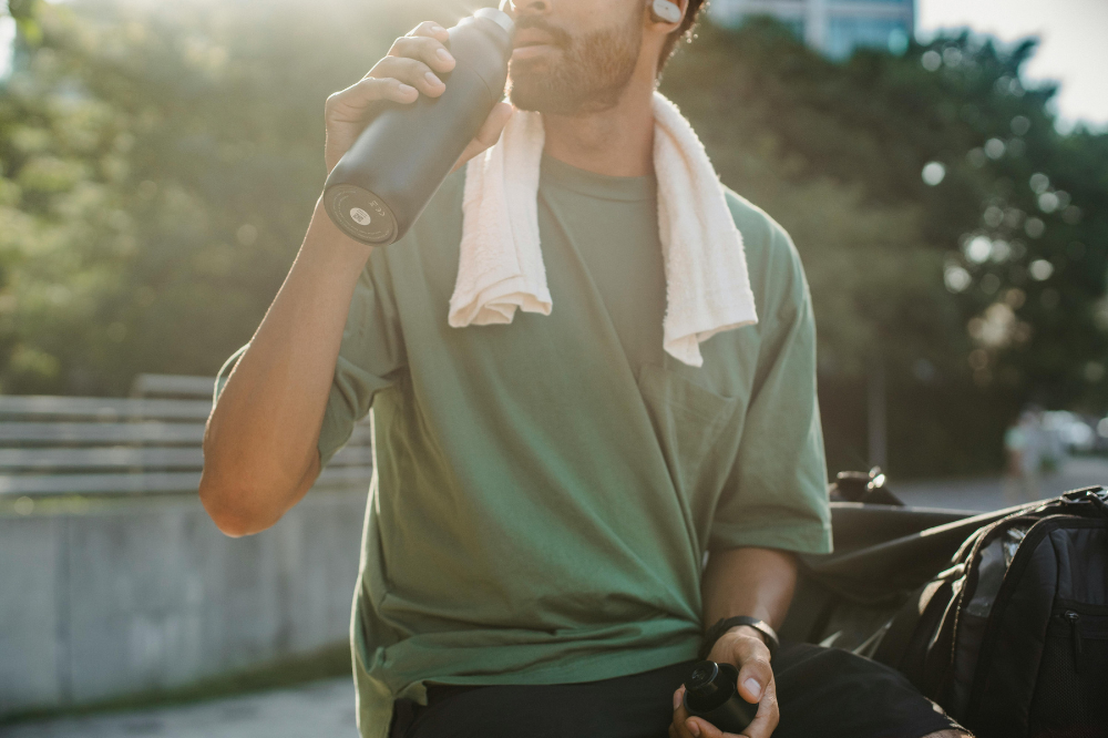 How to Stay Cool Outside: The Ultimate Guide to Beating the Heat – Gobi ...